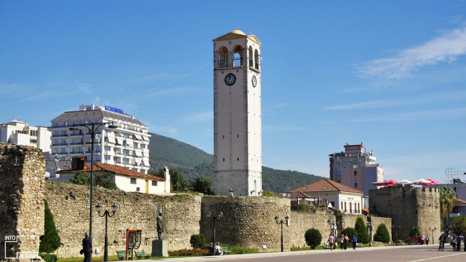 Elbasan: Un Tuffo nel Cuore dell’Albania Centrale – SkyZy